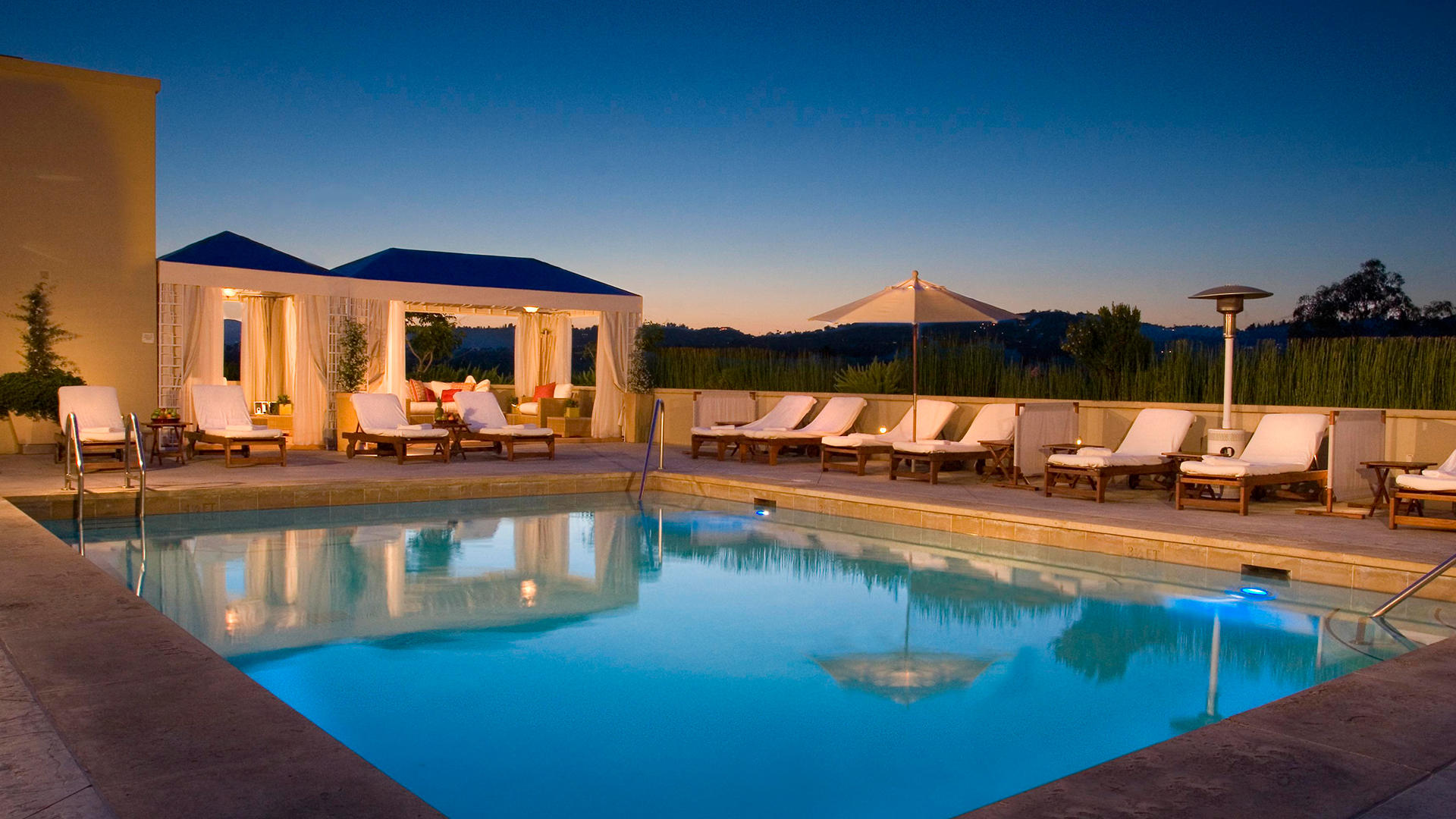 ViceroyBH_Pool_banner_image | Journeys Unparalleled